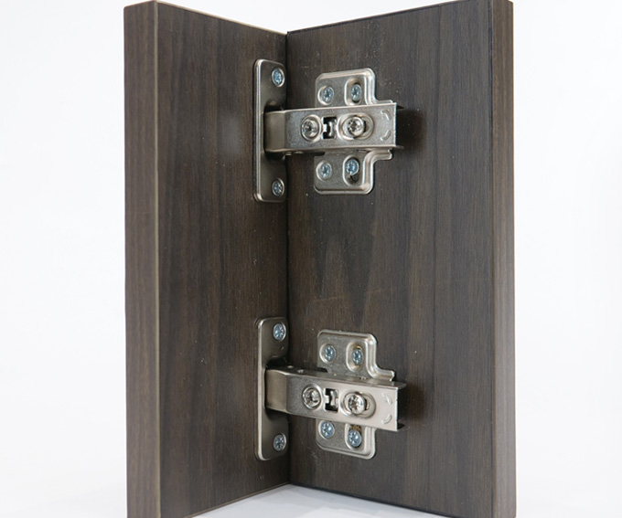 Φ35 One way fixed soft closing hinge with larger overlay | Maxave
